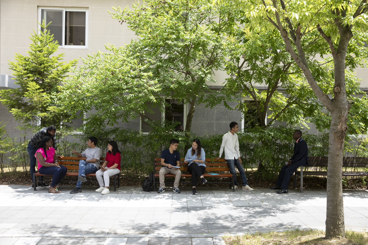 Interview with Our Housemaster Peter | News | NEWS : KDI국제정책대학원 뉴스센터