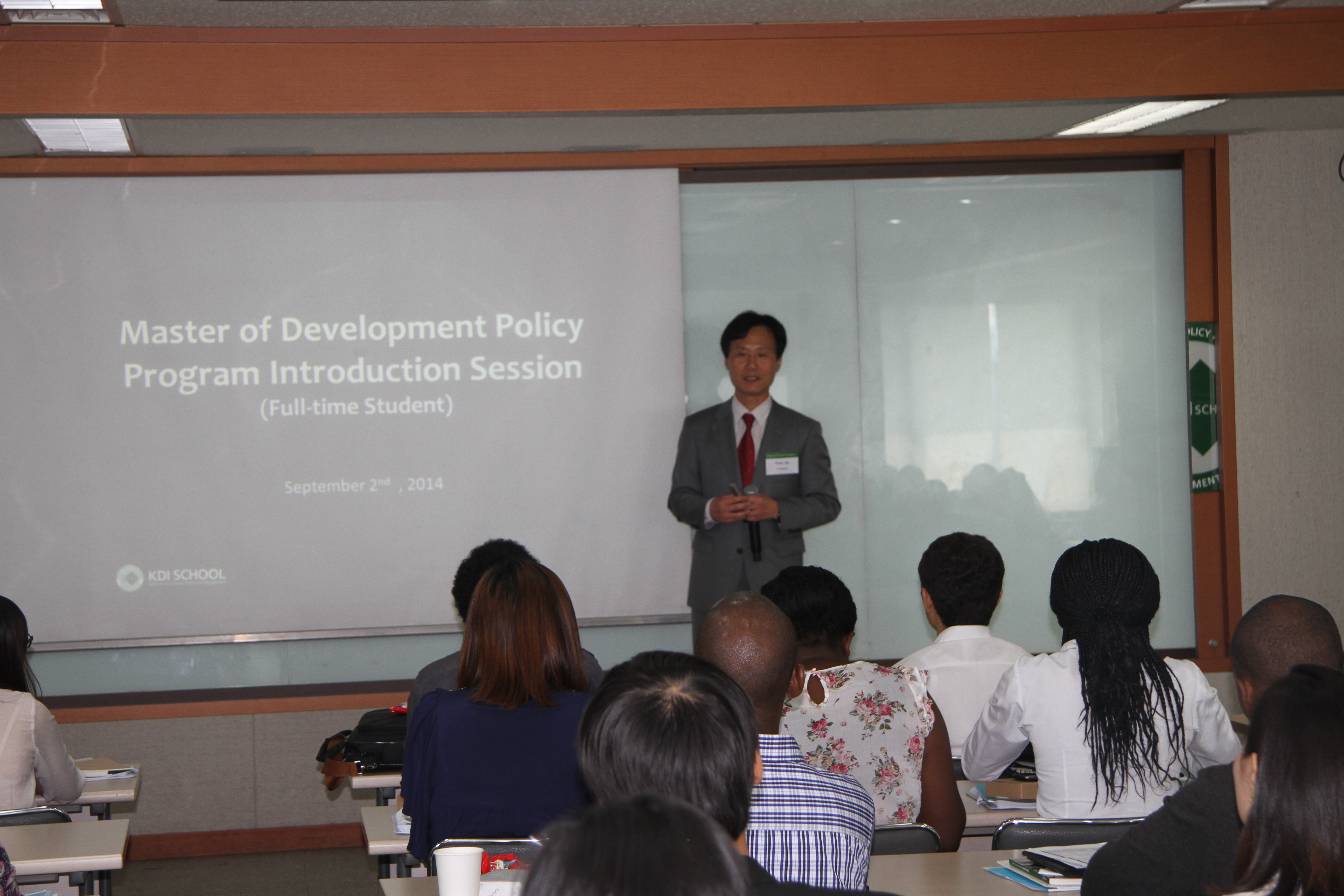 2014 Fall Orientation: FALLing in love with KDI school | News | NEWS ...