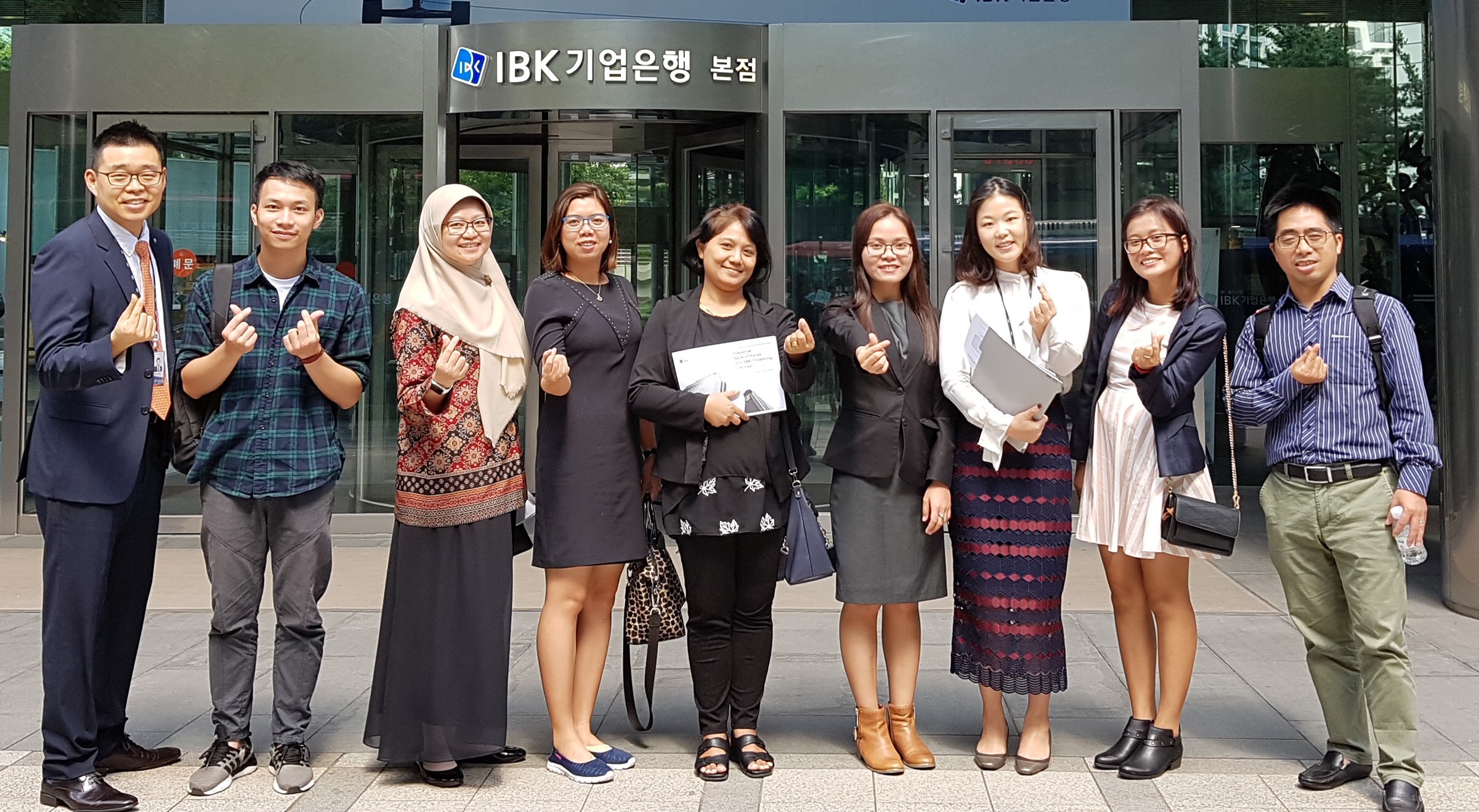 IBK provides scholarship to ASEAN officials studying in KDIS | News | NEWS : KDI국제정책대학원 뉴스센터